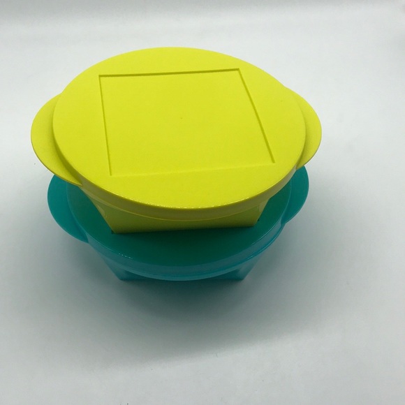 Tupperware | Kitchen | Tupperware Outdoor Dining Bowl Set Of 2 | Poshmark